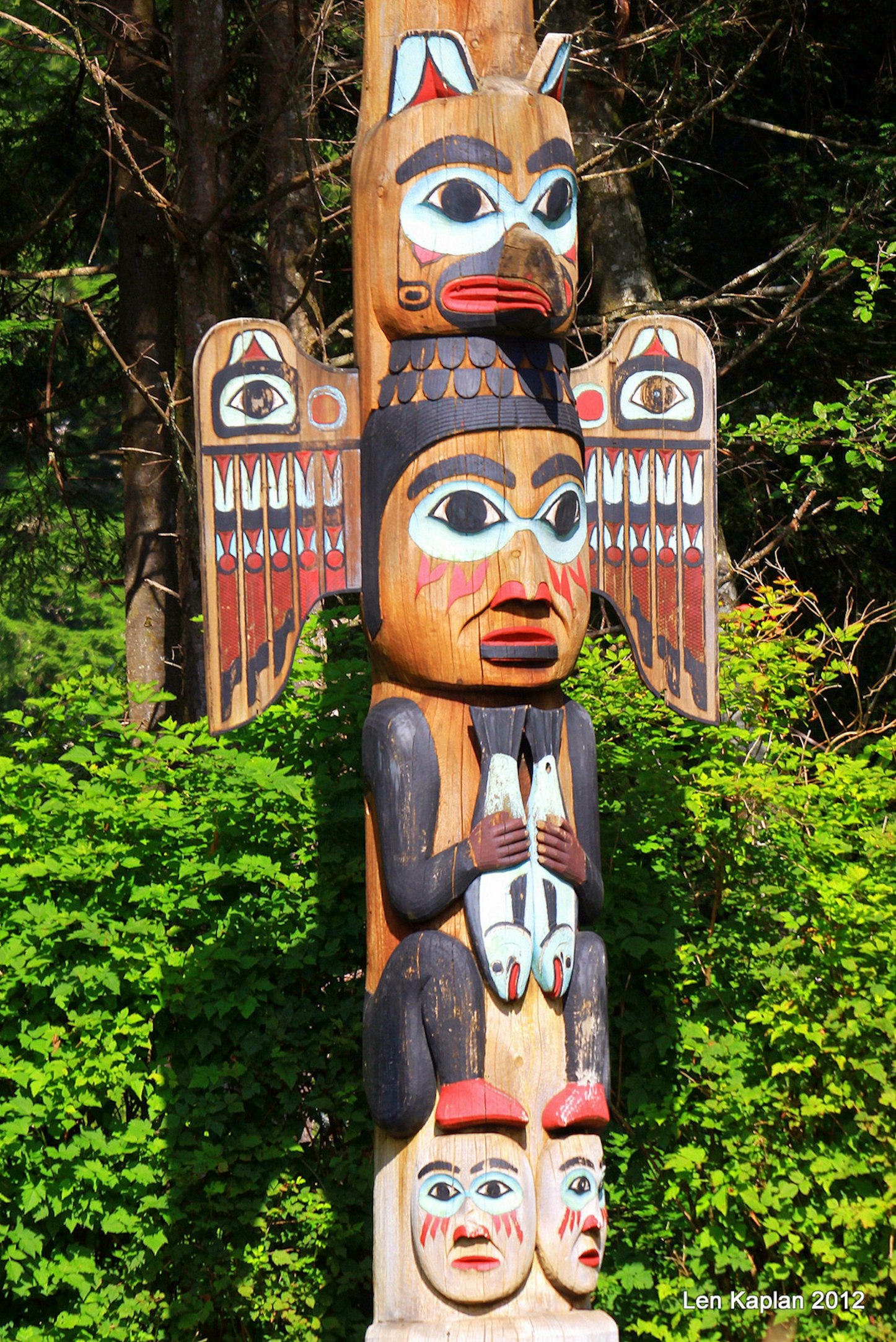 Totem poles: Heraldic columns of the Northwest coast