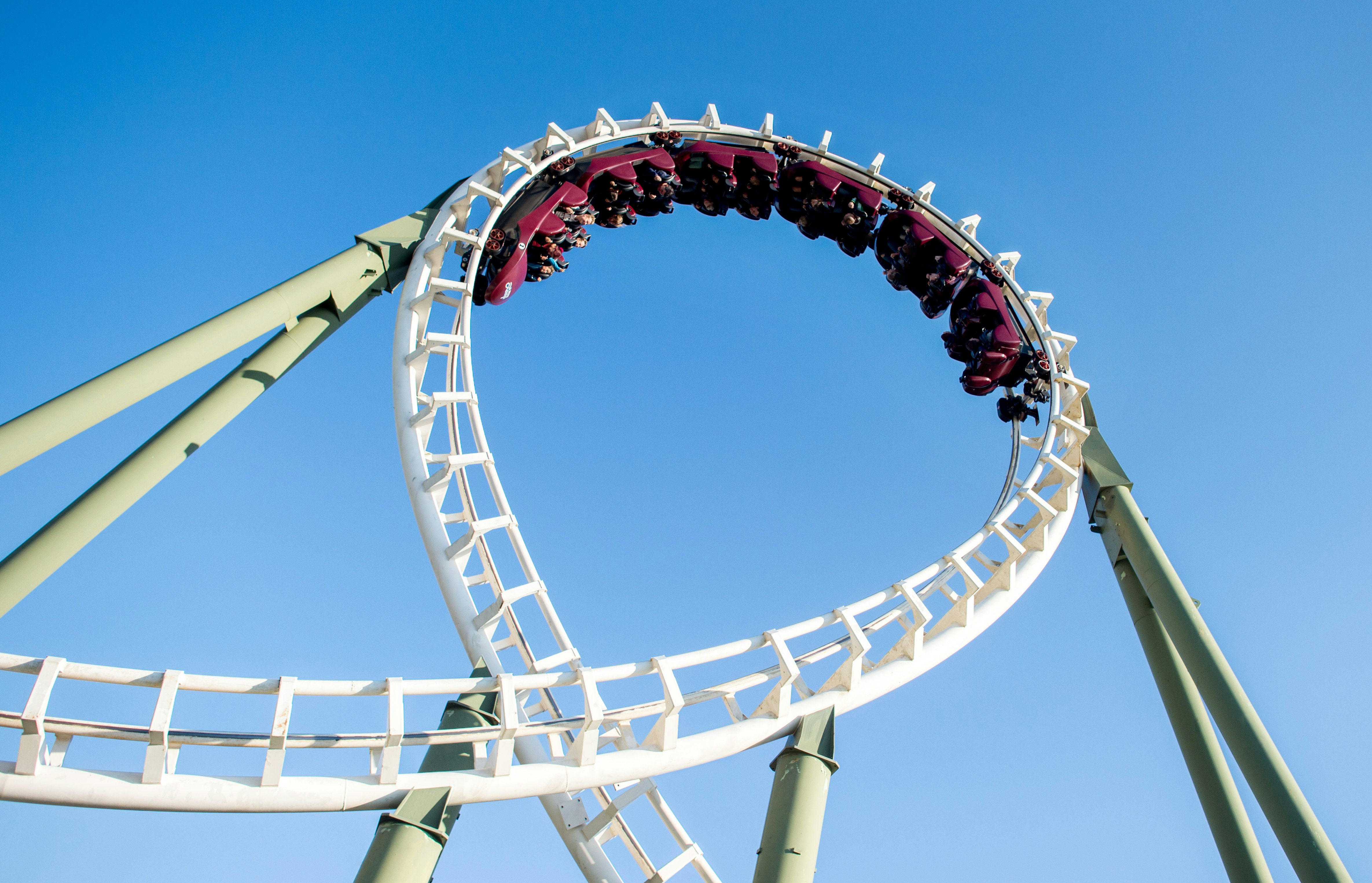 How roller coasters work