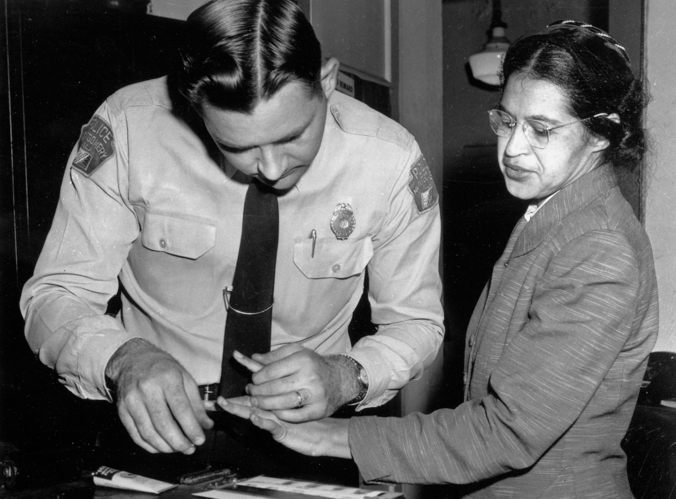 Newsela | La exposición Rosa Parks presenta a la heroína de los ...