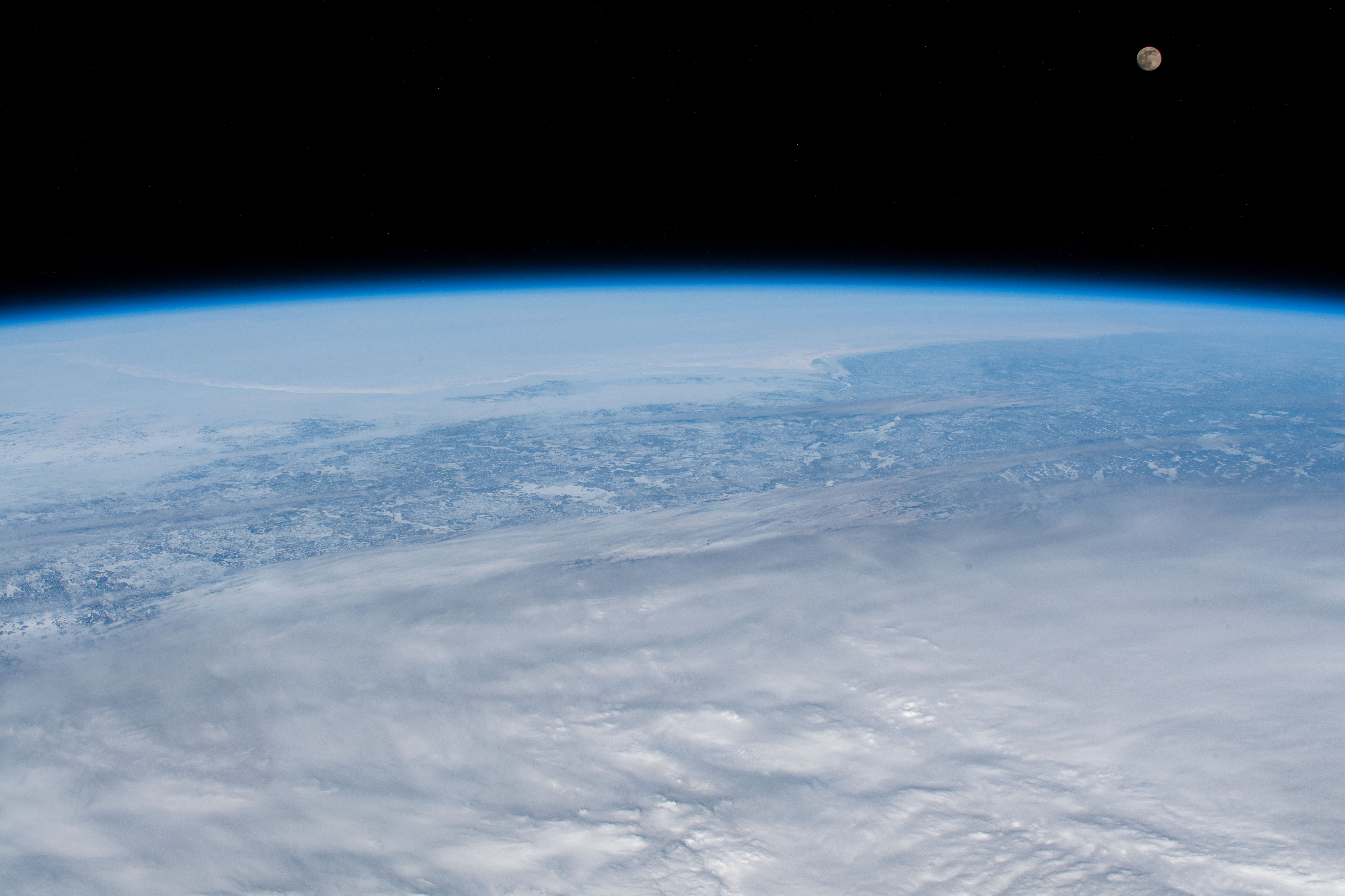 Newsela | Light levitation might help explore Earth’s "ignorosphere"